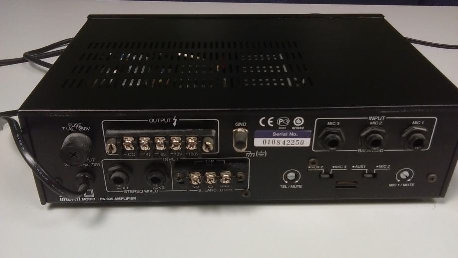 Pojačalo (2 komada) interM PA-935 I MIKROFON