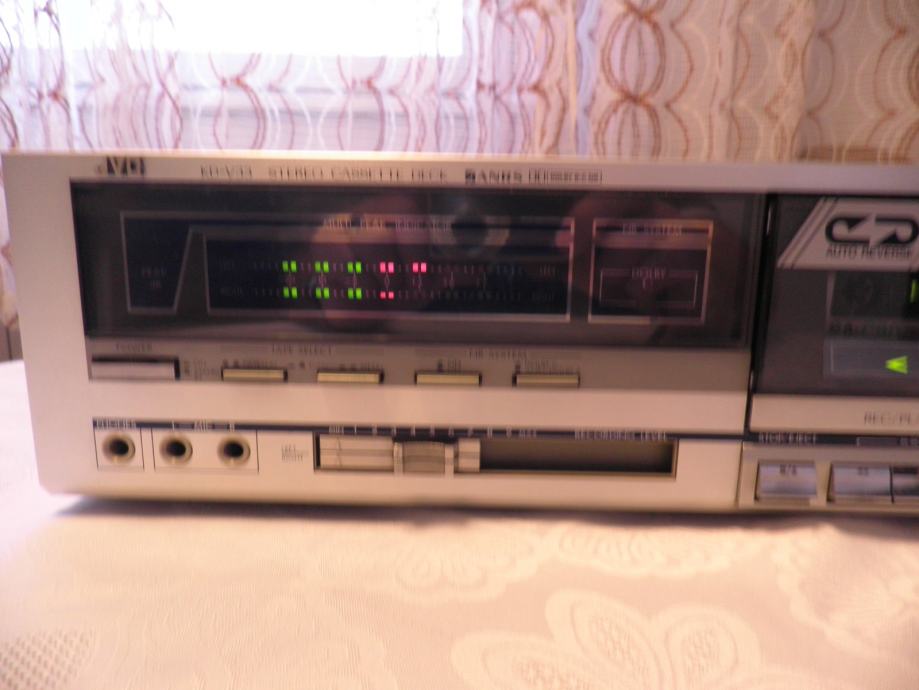 JVC KD - V33 STEREO CASSETTE DECK