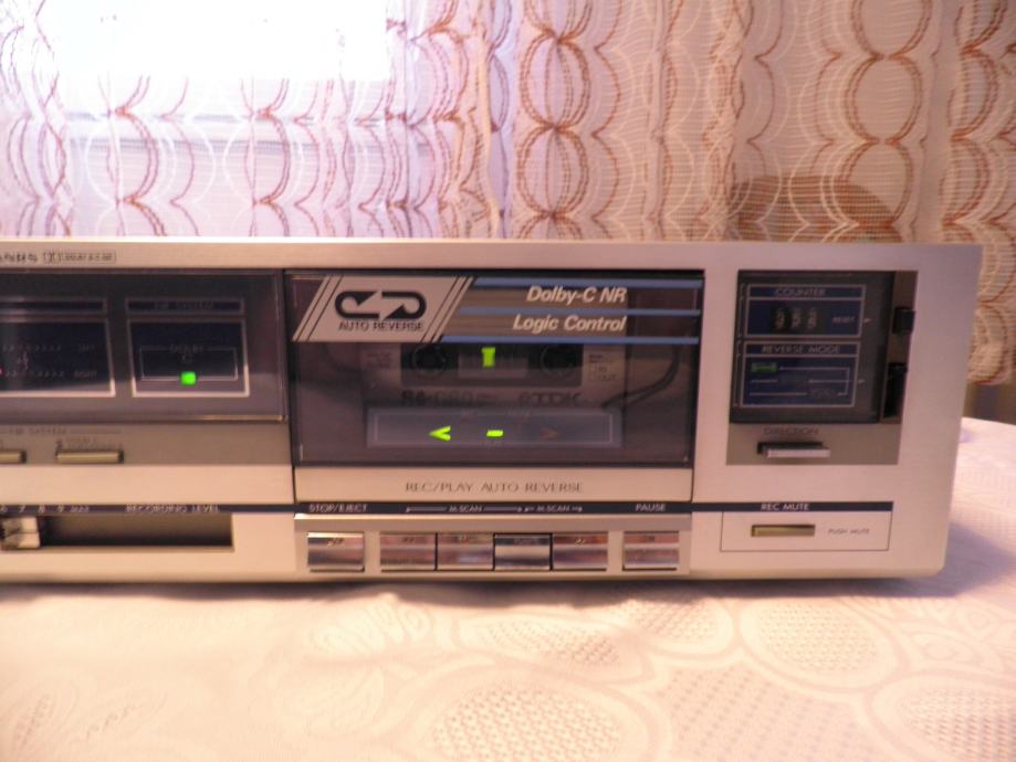 JVC KD - V33 STEREO CASSETTE DECK