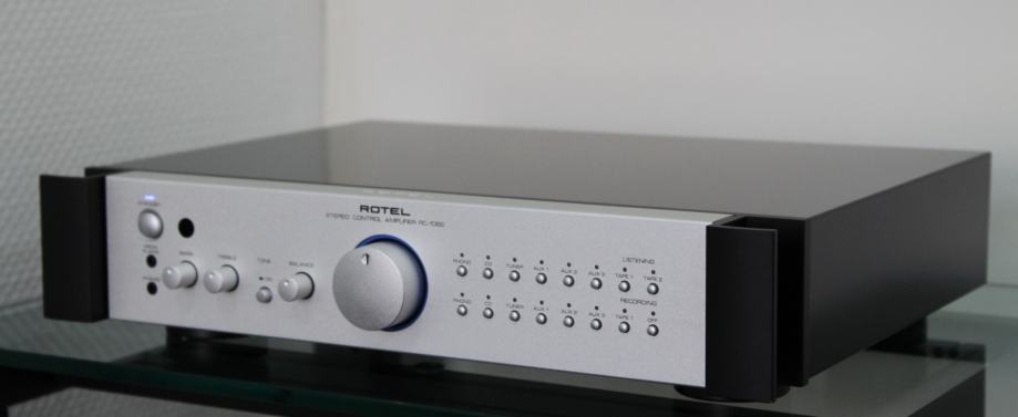 Rotel RC 1082