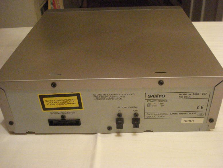 SANYO MiniDisc player