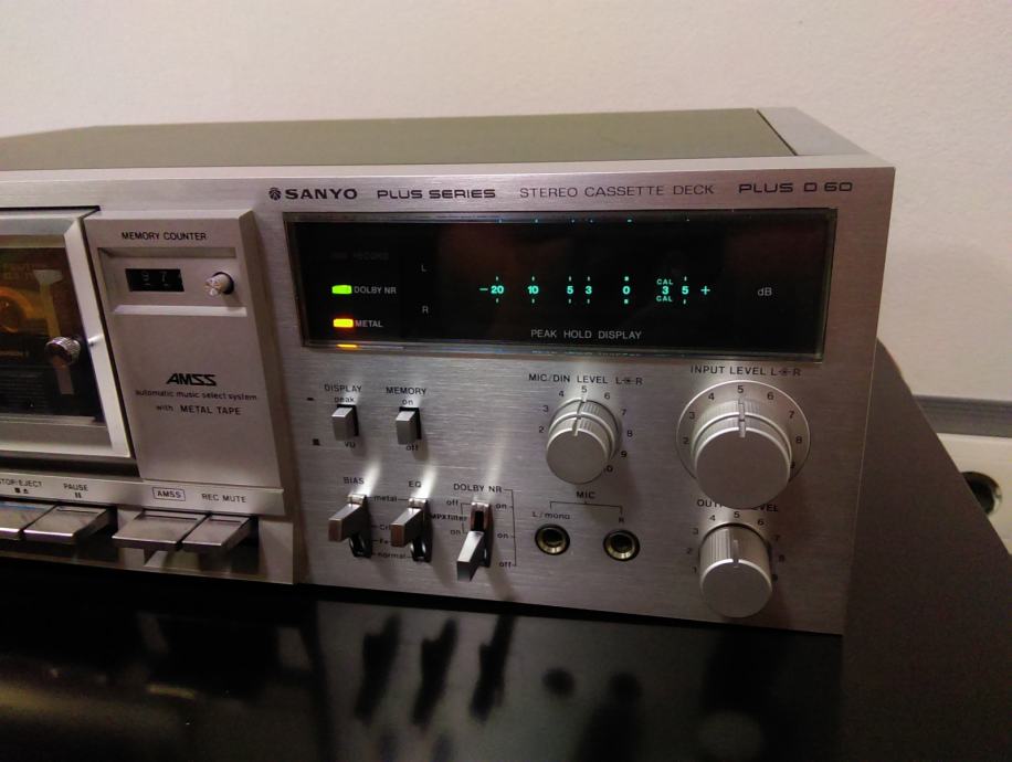 SANYO PLUS D60 cassette deck