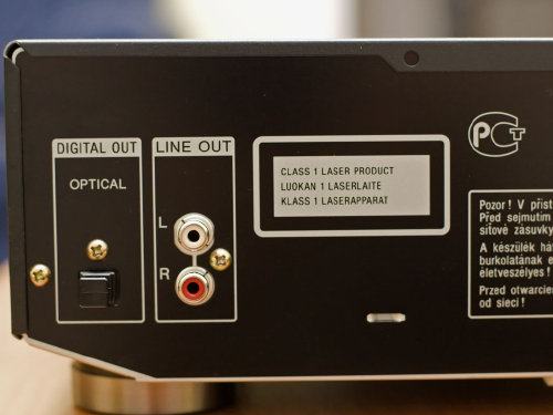 SONY CDP-XE 700 QS, HighEnd CD player ***SUPER POVOLJNO***