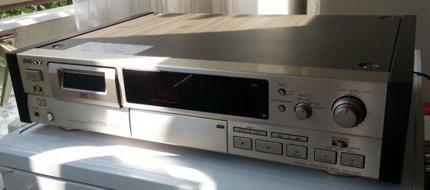 Sony DTC-60ES