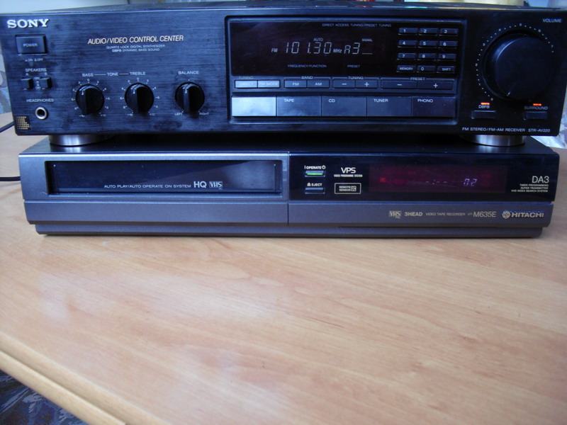 Sony receiver STR-AV 220 + neispravan VCR
