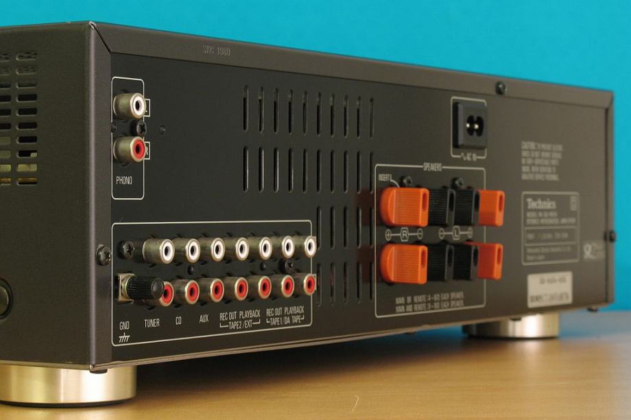 Technics SU-V65A CLASS AA AMPLIFIER (620W) Made in Japan