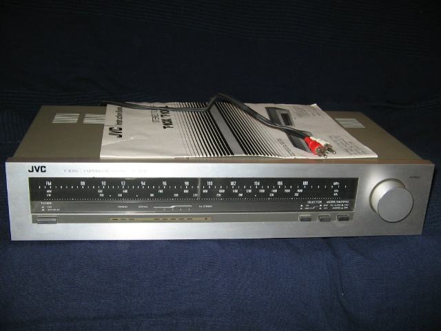 Tuner JVC T-10XL