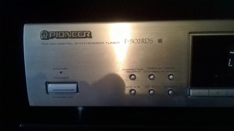 Tuner Pioneer F-502 RDS