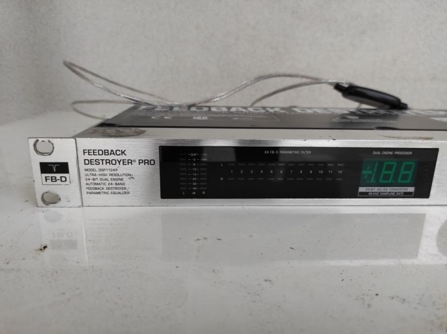 Behringer DSP1124P Feedback Destroyer