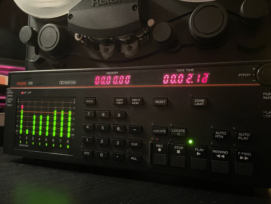 Fostex R8 Magnetofon