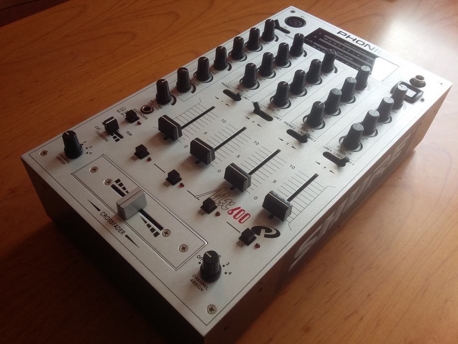 Dj Mixer PHONIC MX 600