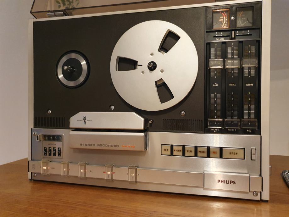 Philips N4418 magnetofon pojacalo MINT STANJE-SNIZENO!