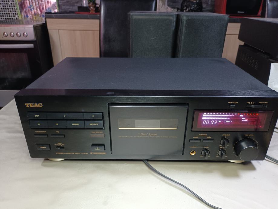 Teac deck V-1030
