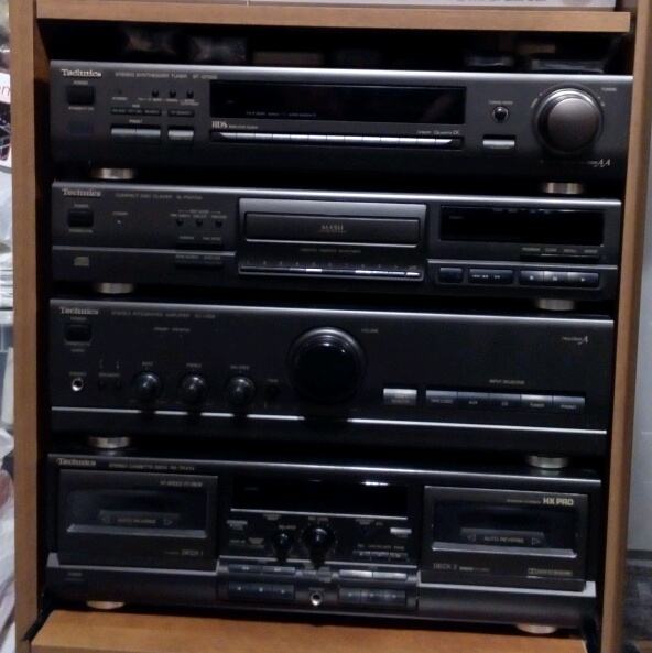 Technics HiFi 4 birane komponente