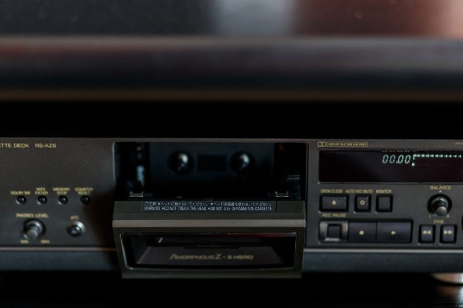 Technics RS-AZ6 deck