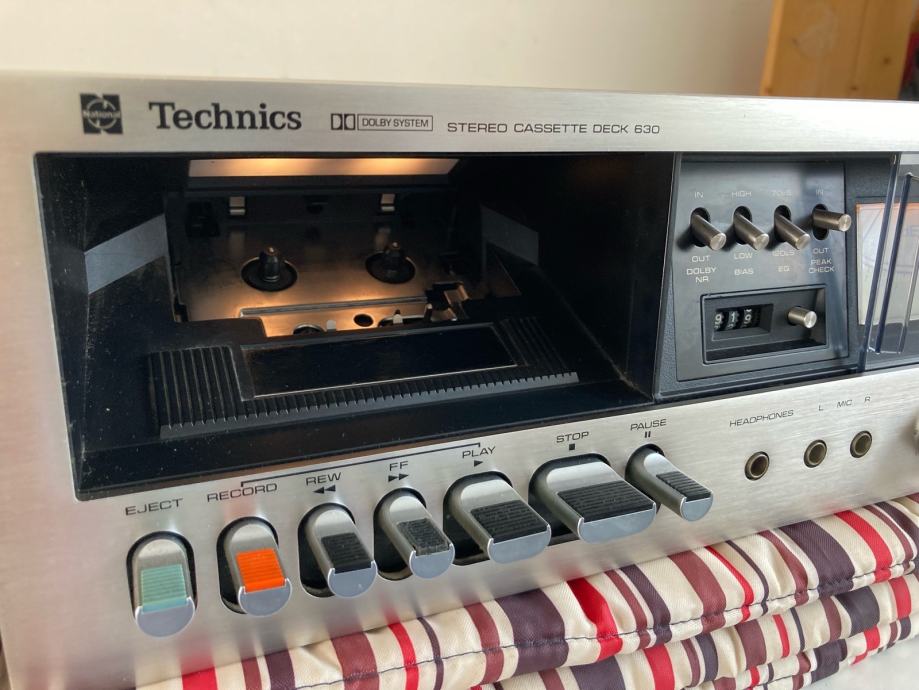 Technics stereo deck vintage