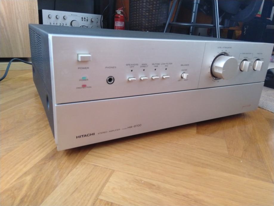 HITACHI HA-8700