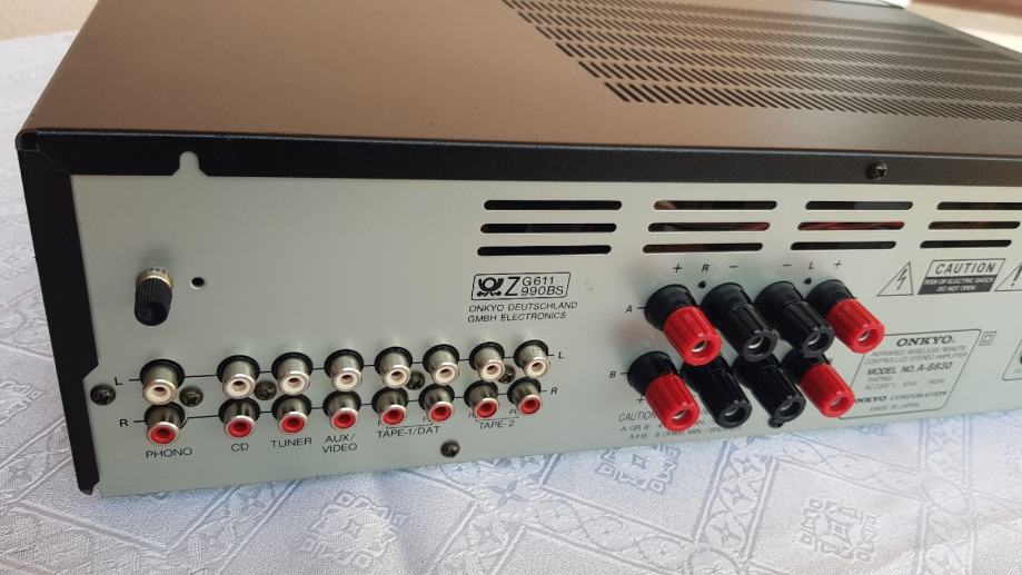 Onkyo A-8830