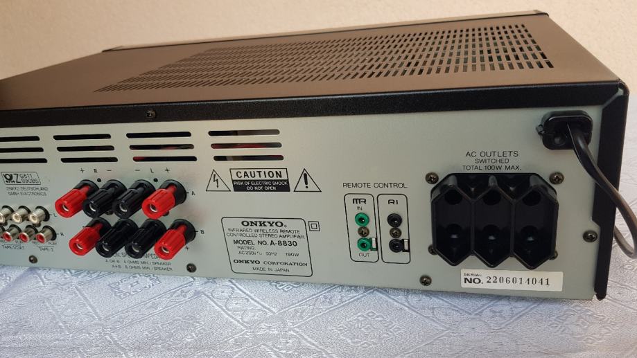 Onkyo A-8830