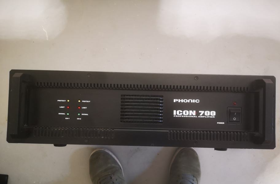 Pojacalo Phonic 700 low impedance, 25v,70v,100v ispod cjene