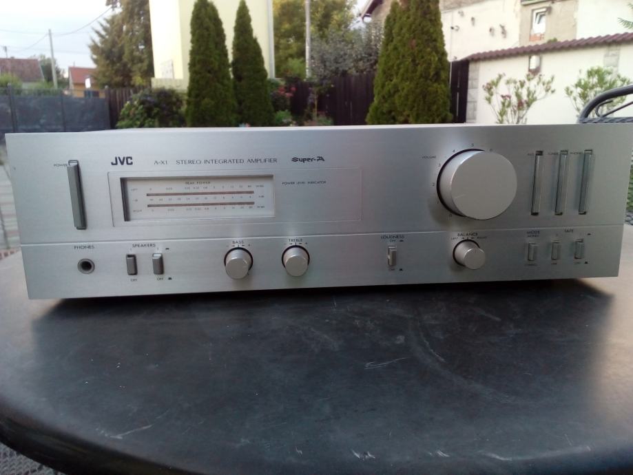 POJAČALO JVC A-X1