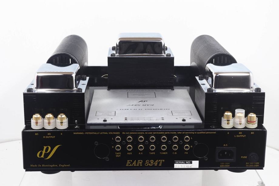 State-Of-The-Art integrirano pojačalo EAR 834T by Tim de Paravicini