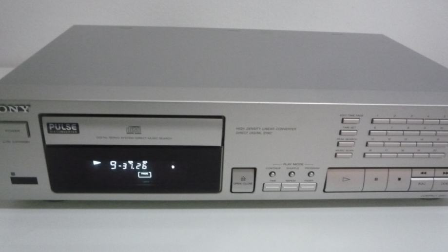 stereo AKAI -AM -2400 -CD -57 -AT -57 - TOP modeli- sve je kao NOVO