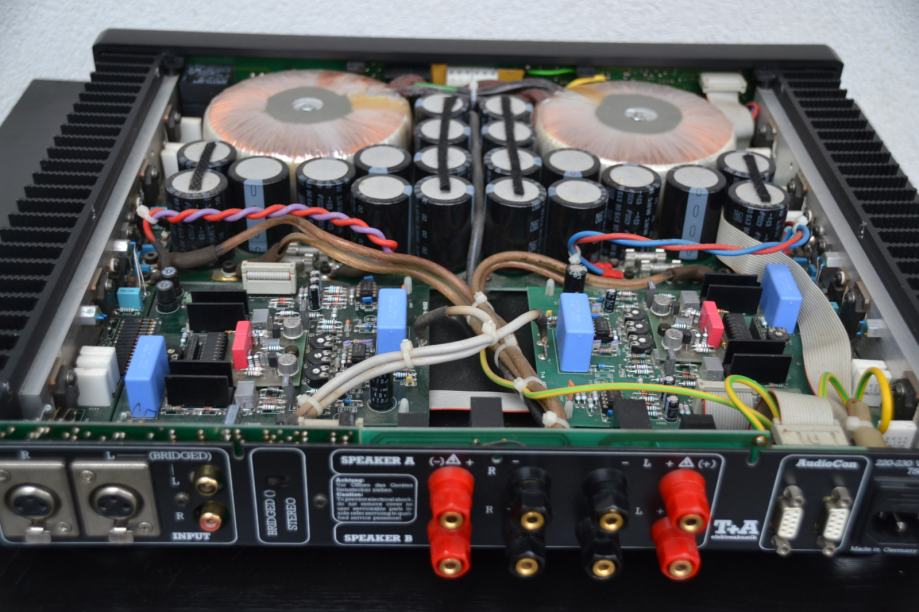 T+A Pulsar A2000 AC power amp