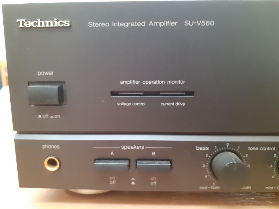TECHNICS SU-V560