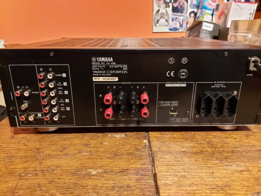 Yamaha ax-496