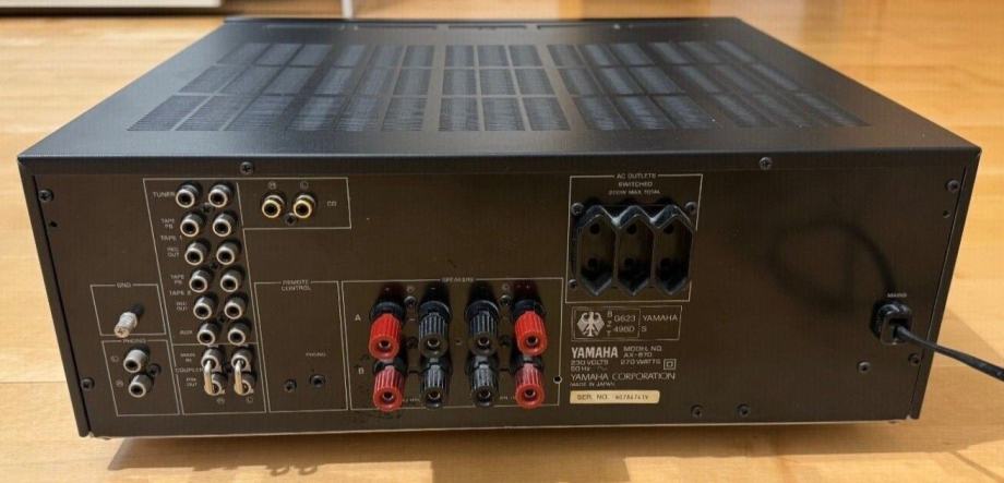 Yamaha AX-870