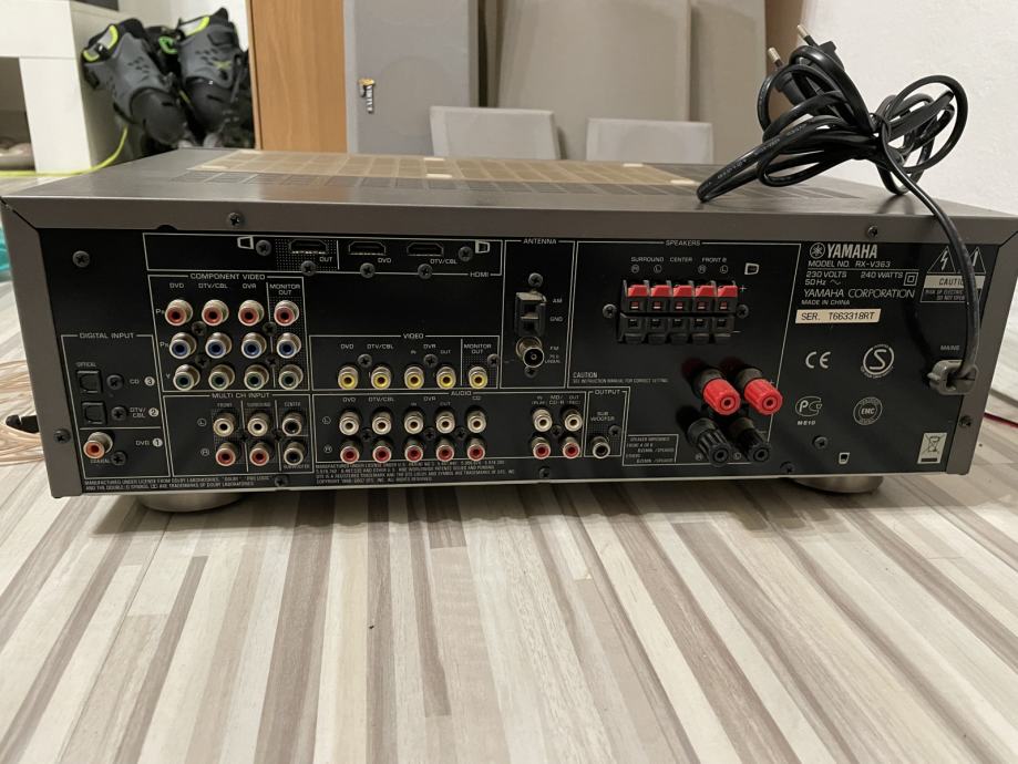 Yamaha RX-V 363 5.1 pojačalo I Zvučnici 5.2 sistem