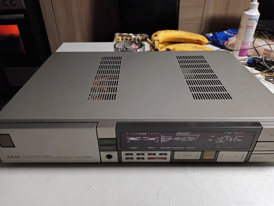 Akai stereo reciver AA-R22L