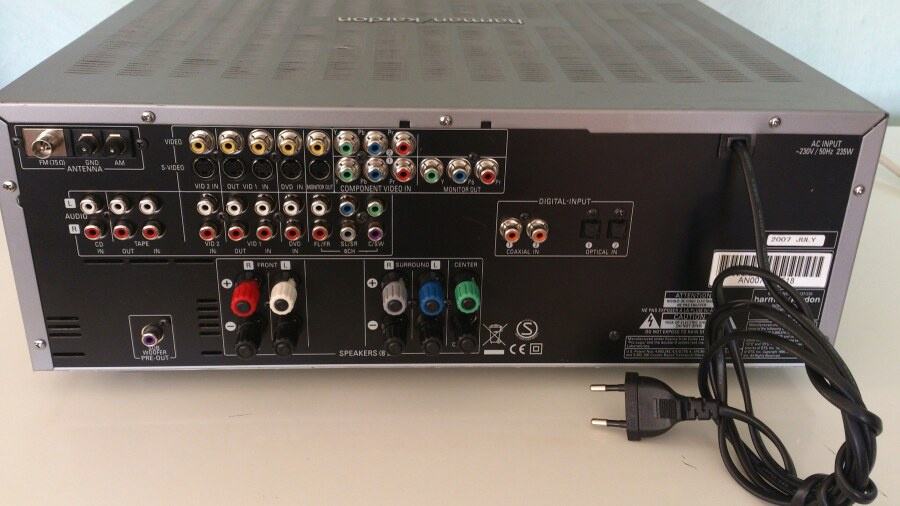 Harman Kardon AVR 137