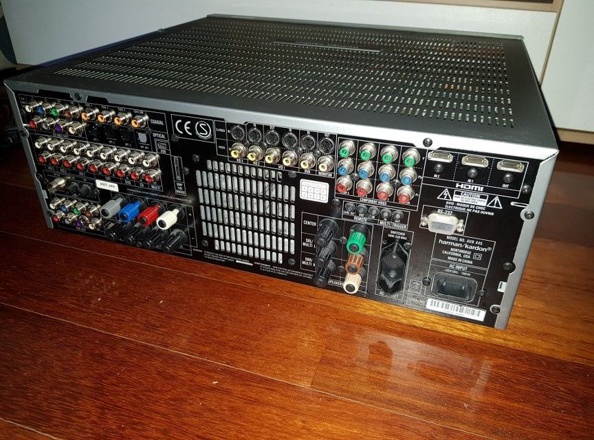 Harman Kardon AVR 445 7.1 receiver