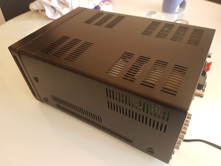 Marantz CR401 Receiver