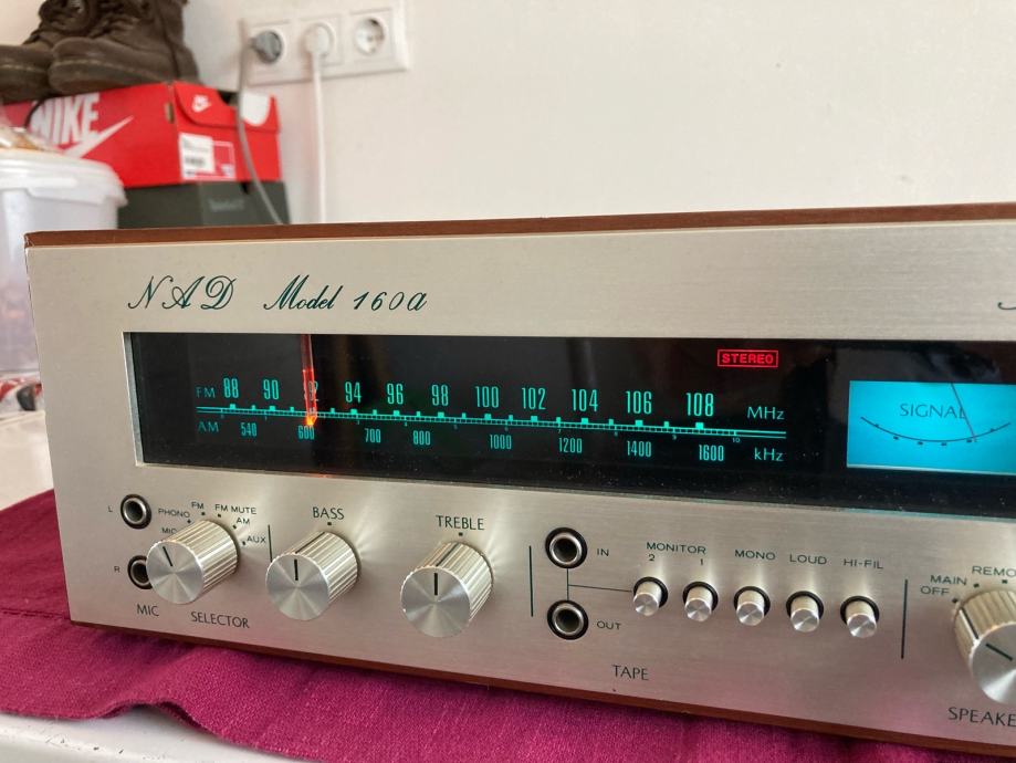 NAD 160a Vintage receiver 2X50 Watt na 8 Ohma
