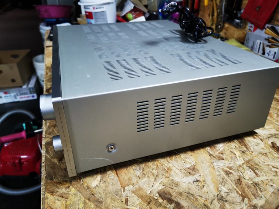 NAD L70 DVD receiver