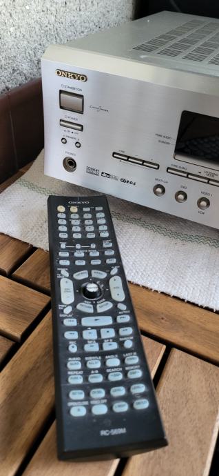 ONKYO AV Reciver TX-SR502E Prodajem