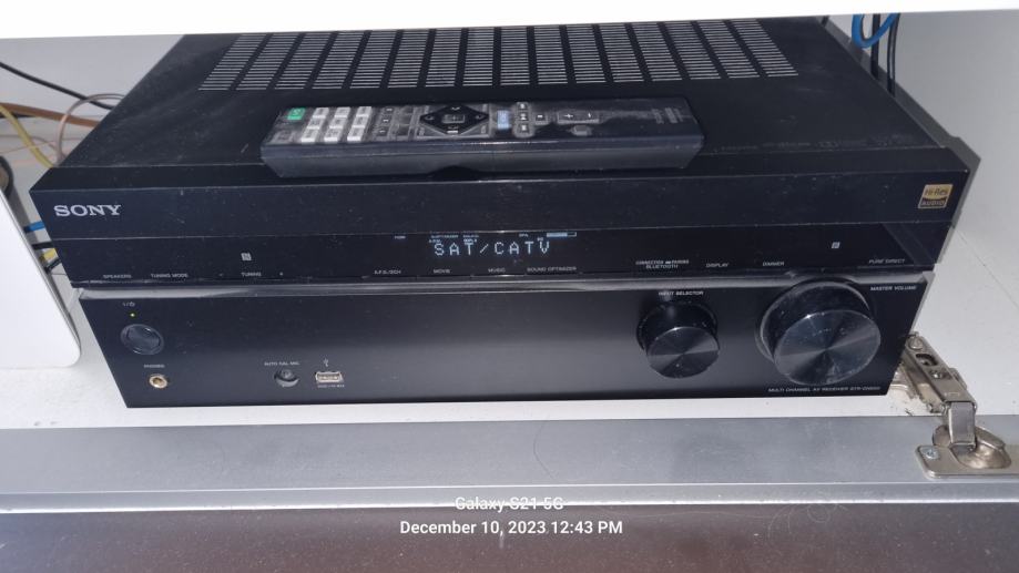 Prodajem AV Receiver SONY STR-DN850