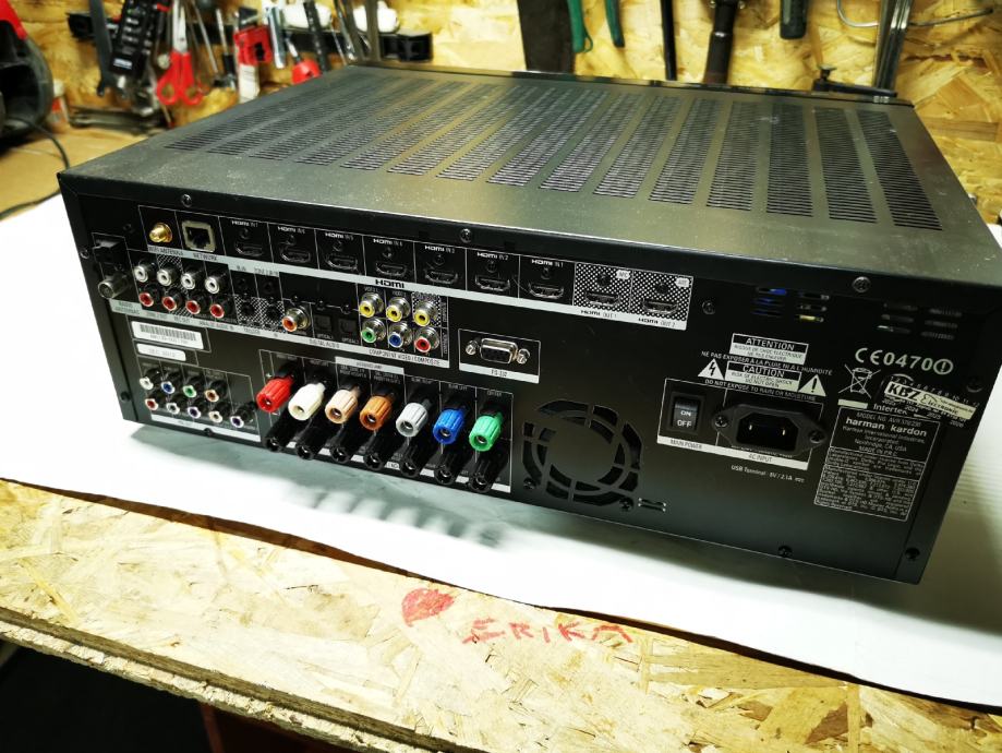 Receiver Harman Kardon AVR 370, neispravan