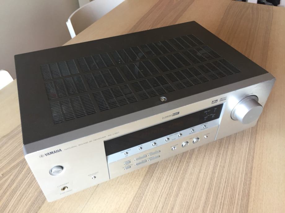 Receiver Yamaha RX-v357