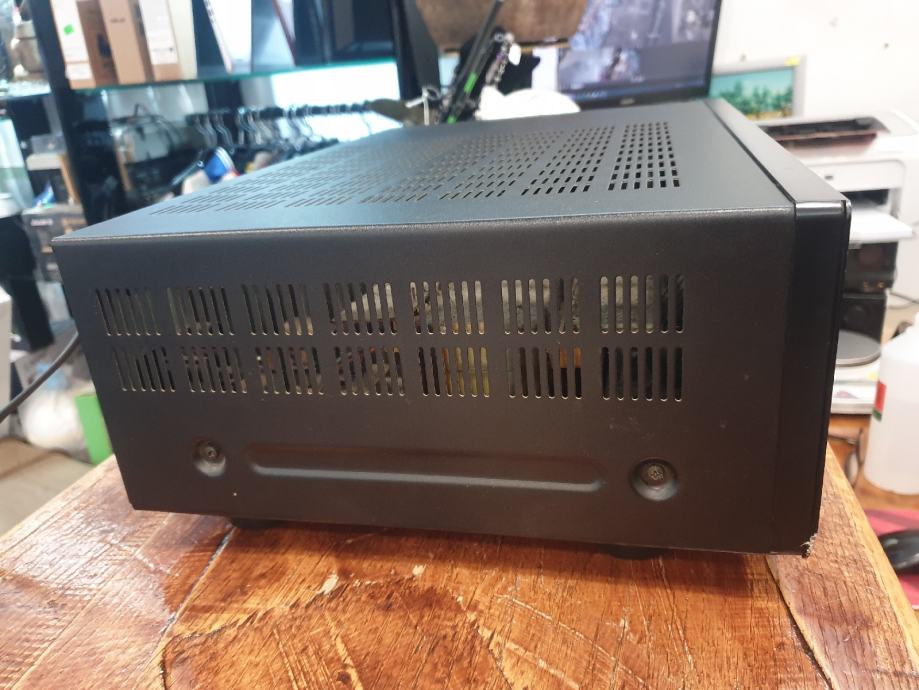 Reciever ONKYO TX-8211