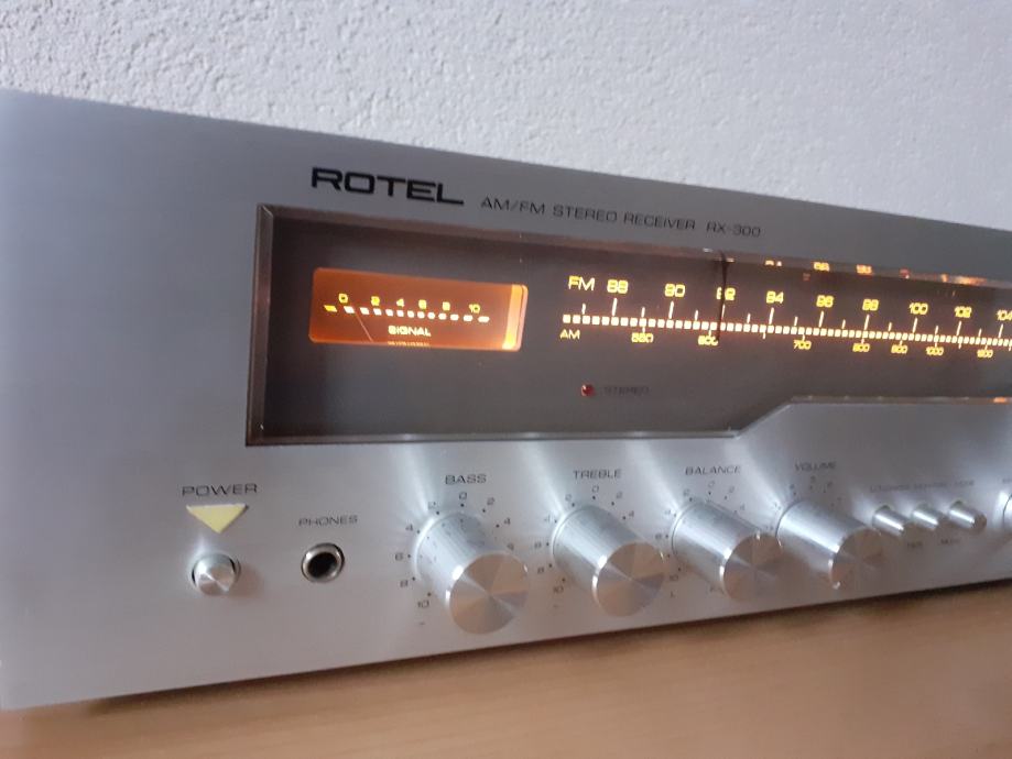 ROTEL RX 300