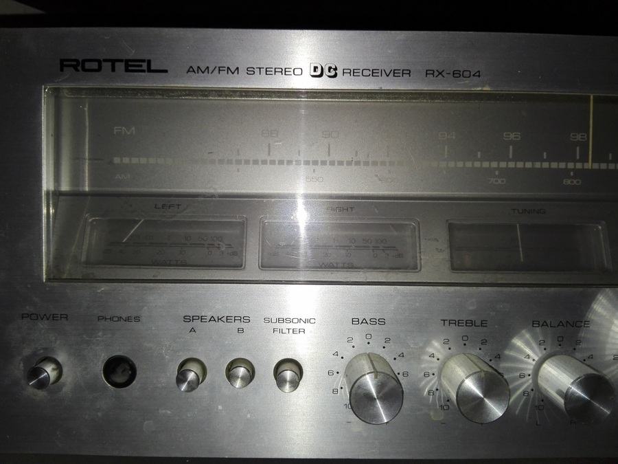 ROTEL RX-604 Reciever (AM/FM Stereo)