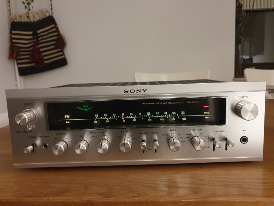 Sony STR-7055A - vintage receiver