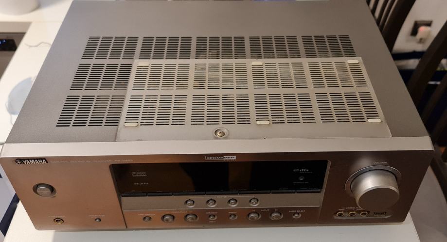 Yamaha AV receiver RX-V463