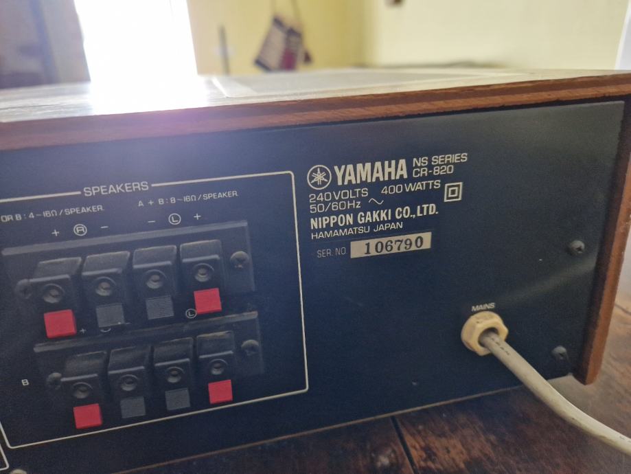 Yamaha CR-820 receiver