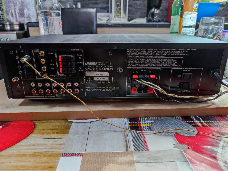 Yamaha reciver r-v98