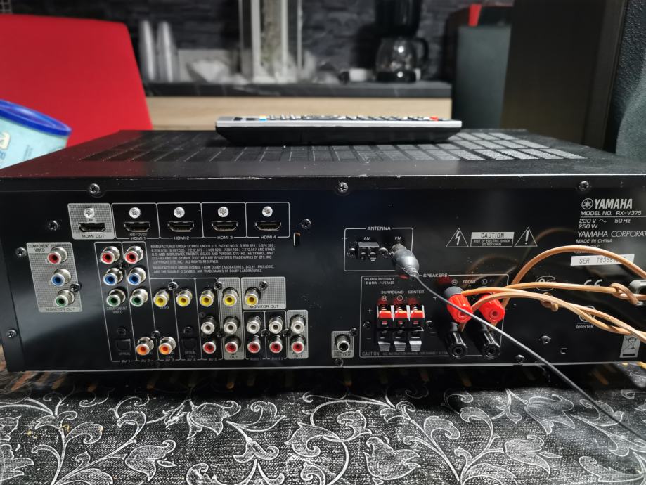 Yamaha reciver RX-V375
